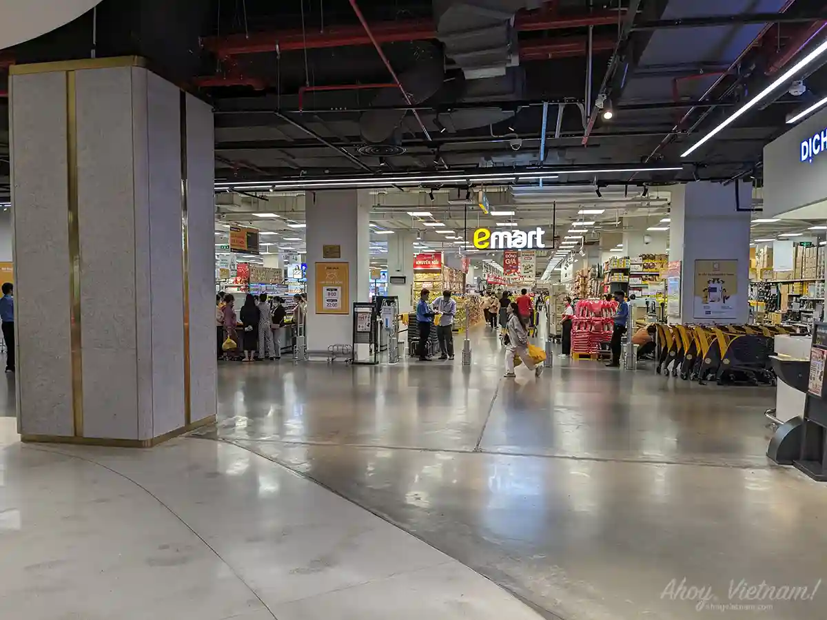 8 Best Supermarkets in Ho Chi Minh City (By a Local)