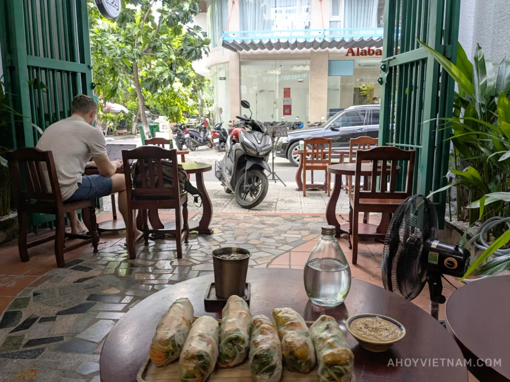 22 Great Places to Eat in Da Nang